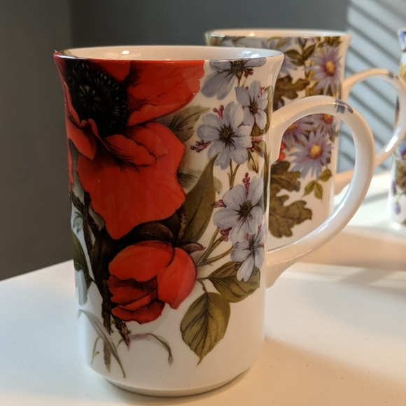 St.George | Kitchen | Stgeorge Fine Bone China Cups | Poshmark